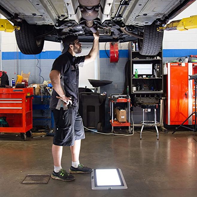 Amazon.com: Helios - Mechanics' LED Flat Panel Work Light and ...