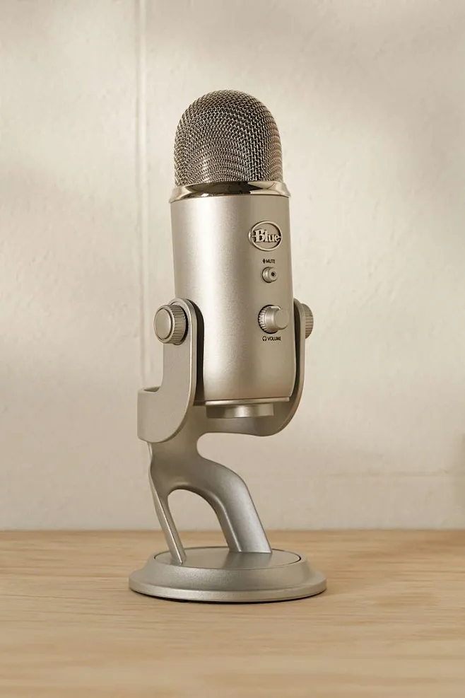 Blue Microphones Yeti USB Microphone-花瓣网