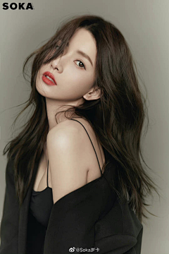 SOKA-花瓣网|陪你做生活的设计师 | #时尚#摄影#身材#彩妆#写真#优雅#色彩#素材#人物#小清新#女模#ins#造型#法式发型#写真#仙气