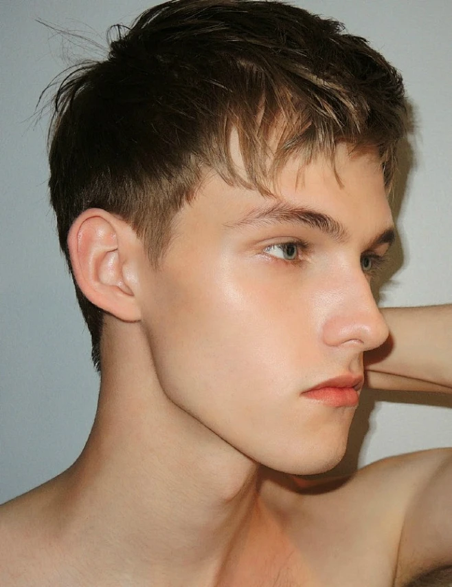 Adam Abraham -花瓣网