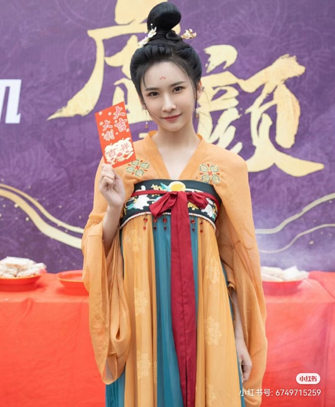 Camera_XHS_16801915982681000g00828g3mvv8fk0105om5