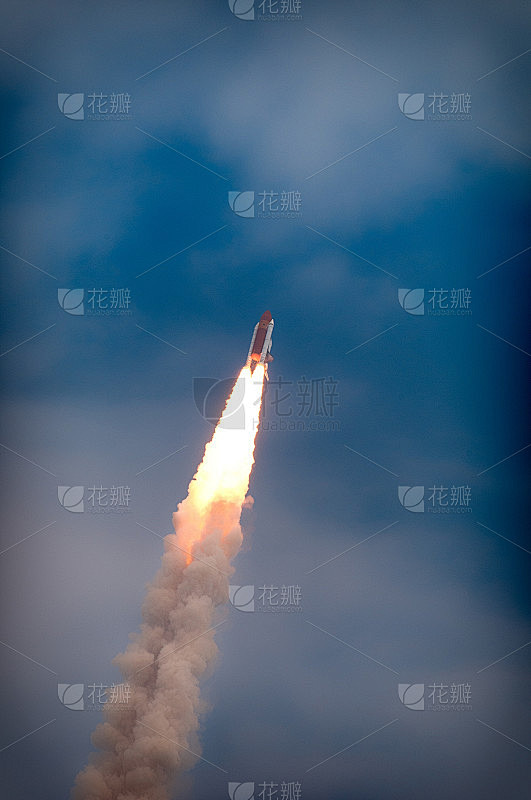 发射亚特兰蒂斯号sts - 135