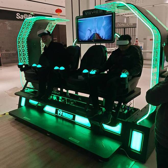星际空间VR主题乐园 9DVR设备体验馆 4人影院VR游戏设备 : 星际空间VR主题乐园 9DVR设备体验馆 4人影院VR游戏设备 品牌:VR星际空间, 产品特性:沉浸式体验, 功能:VR体验 ...