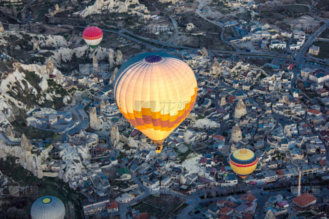 土耳其,热气球,戈雷梅,卡帕多奇亚,多色的,岩层,在上面,天空,飞,日出