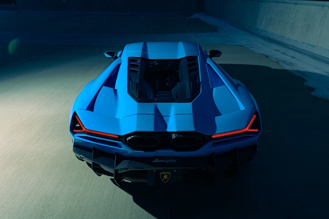 automotive car Vehicle Advertising supercar hybrid lamborghini Flash-花瓣网