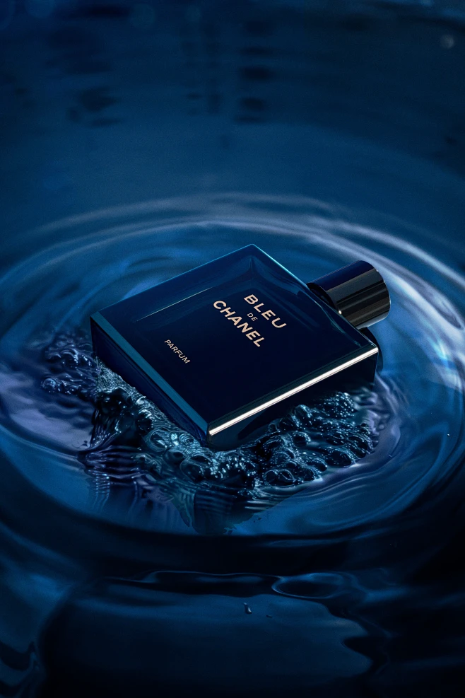 Bleu de Chanel - Deep Blue :: Behance-花瓣网