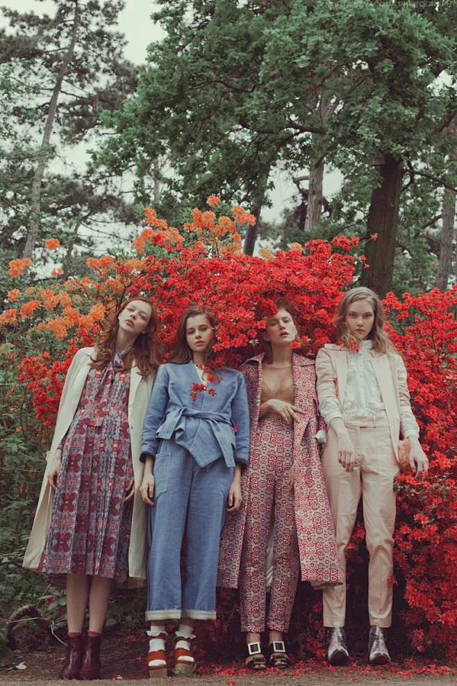 floralia : Photography: Marta Bevacqua; Models: Deila Vogur, Daria ...