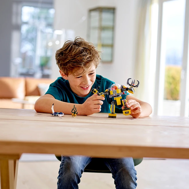 LEGO Creator Underwater Robot 31090 - £18.00 - Hamleys for Toys and ...