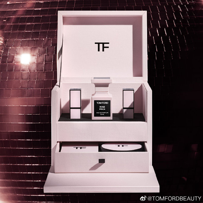 TOM-FORD-荆刺玫瑰限量版.jpg (1024×1024)