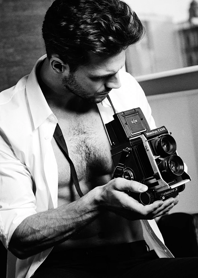 Client Style Guide #9 The Shooter starring Adam Cowie - 时尚大片 - CNU视觉联盟-花瓣网