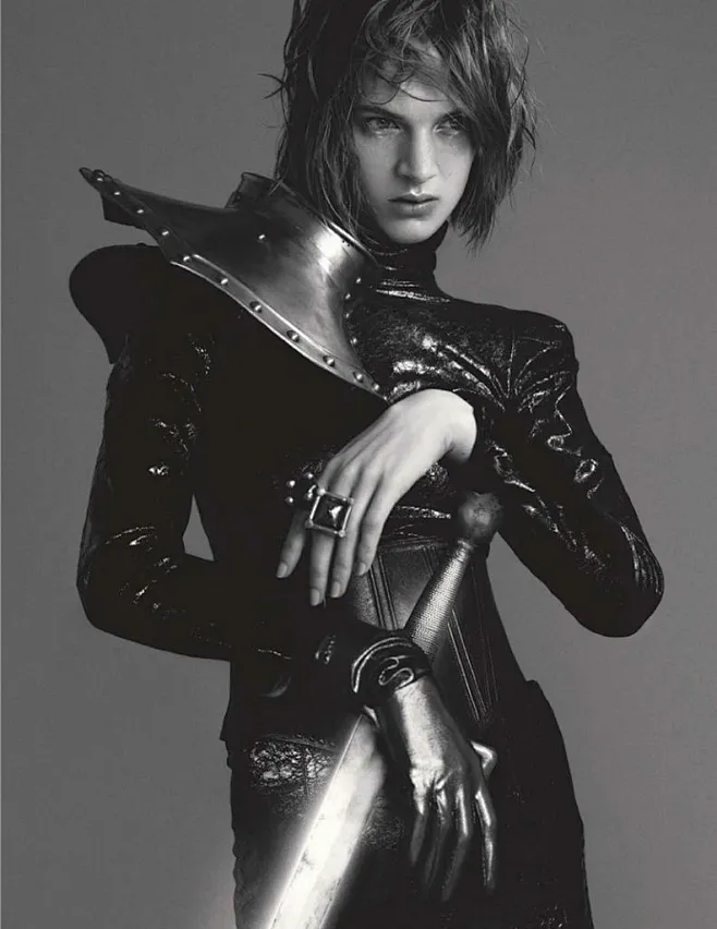 Ashleigh Good for Numéro #146 September 2013-花瓣网