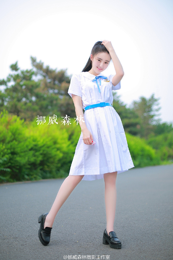 校服女生 2199
