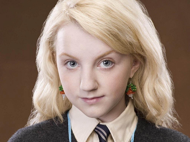 哈利波特 Harry Potter 卢娜 洛夫古德 Luna Lovegood 高清电影海报 哈利波特海报