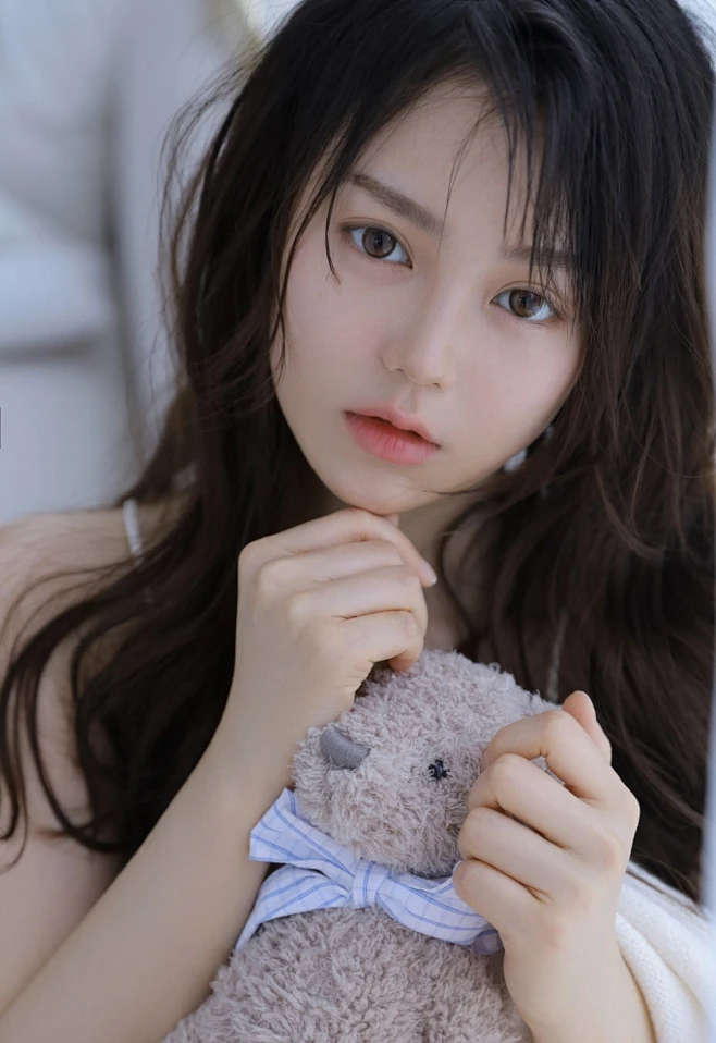 素颜美女长发披肩漂亮脸蛋皮肤白皙美女私密写真集3 清纯美女 美女图片 图片之家 花瓣网