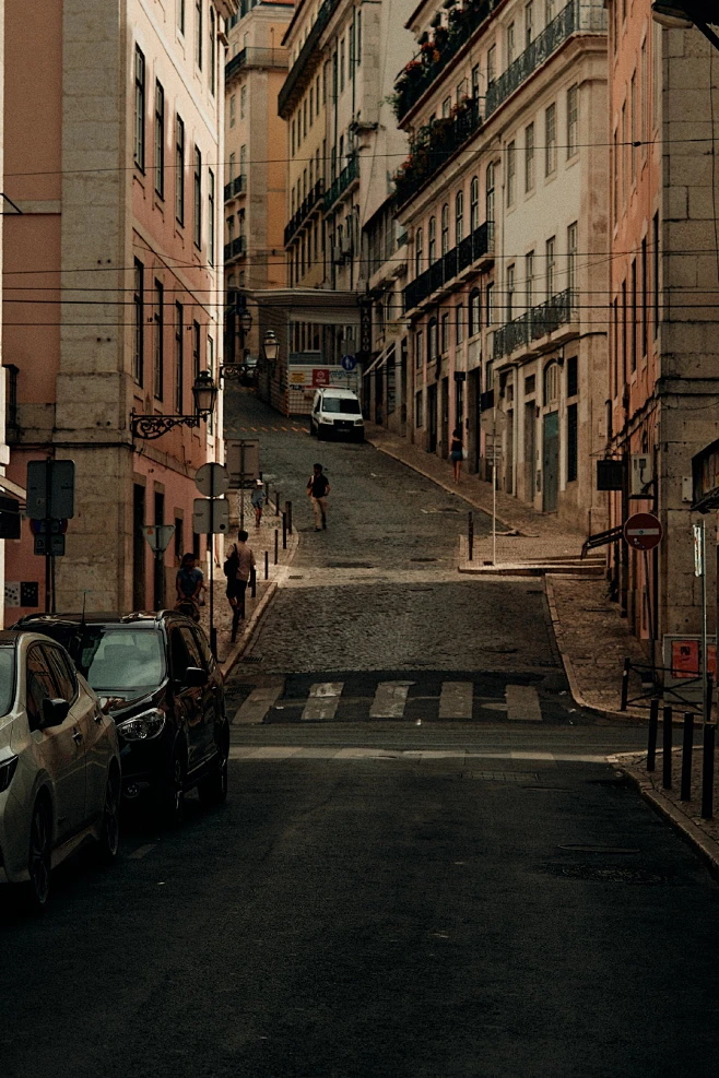 Christopher Mertz-花瓣网