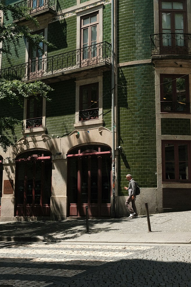 robert-bye-3s2CxElnwcM-unsplash