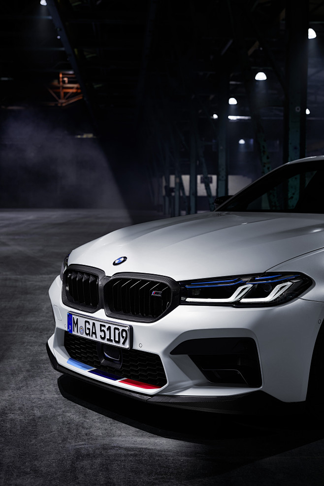 2021 BMW M5 Competition M Performance Parts @NAN9_LOW