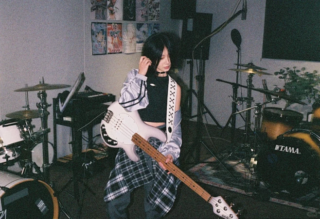 Yige一格-花瓣网