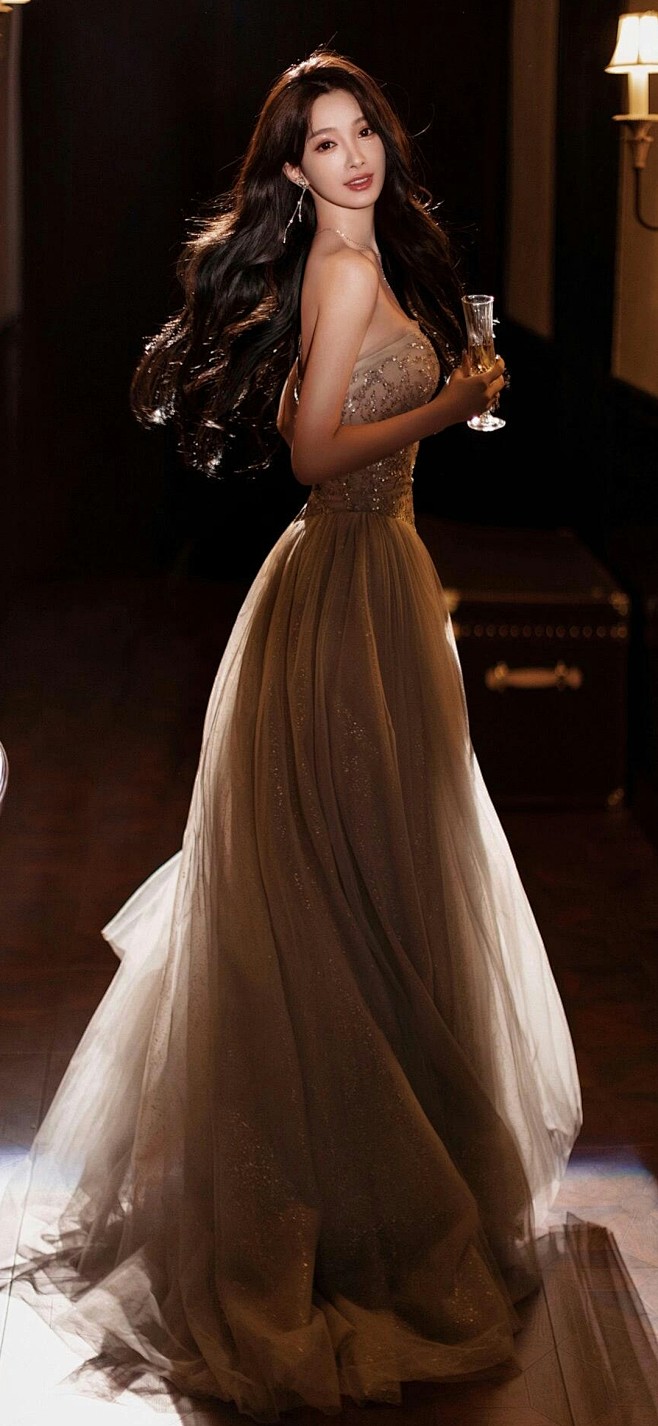 流光溢彩 采集@别致的七 cr：soka岁卡摄影工作室