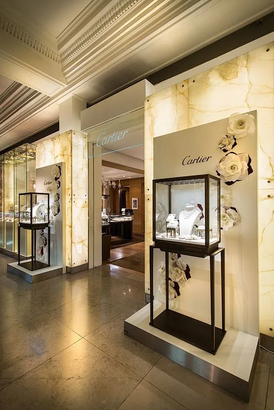Cartier | Bridal at Harrods by Millington Associates-花瓣网