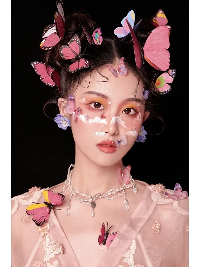 甜美创意妆容｜蝴蝶造型分享武汉学化妆
