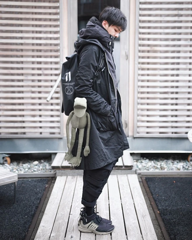 tr1yo: “Jay El ”-花瓣网