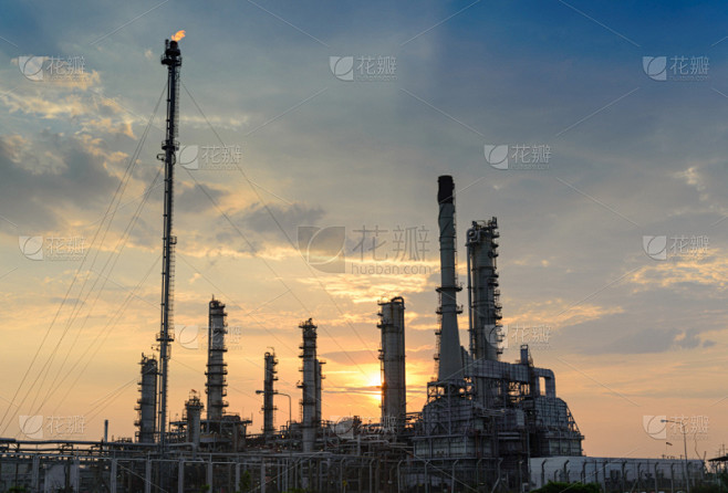 炼油厂,蒸馏塔,化工厂,石油化工厂,化学,建筑业,石油管道,烟囱,2015年