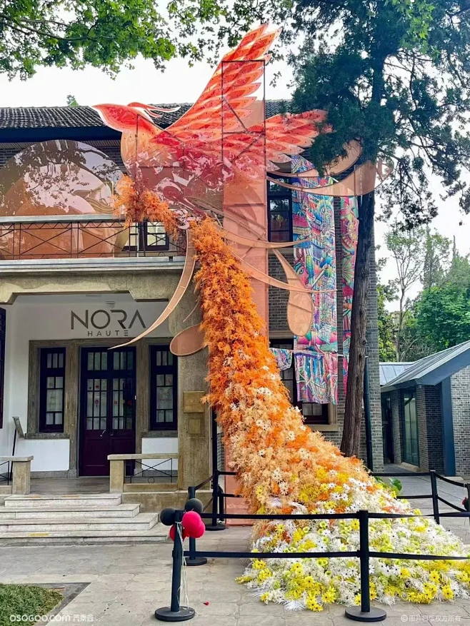 巨型美陈 | 鲜花瀑布-花瓣网