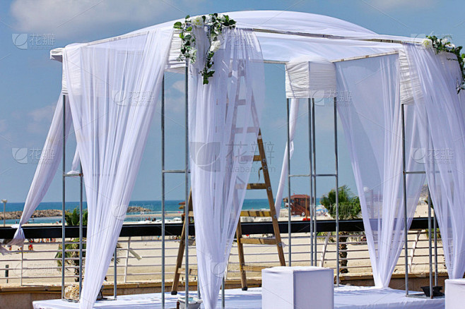 美丽的白色 chuppa