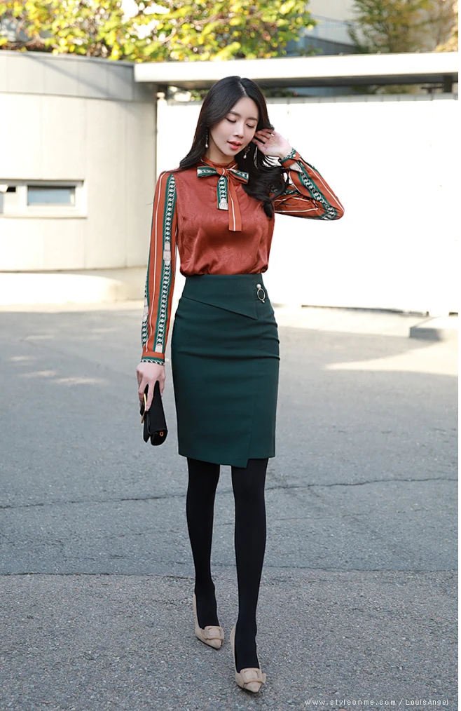 1509089015_1.jpg (805×1240)图片_美腿图片素材-花瓣网