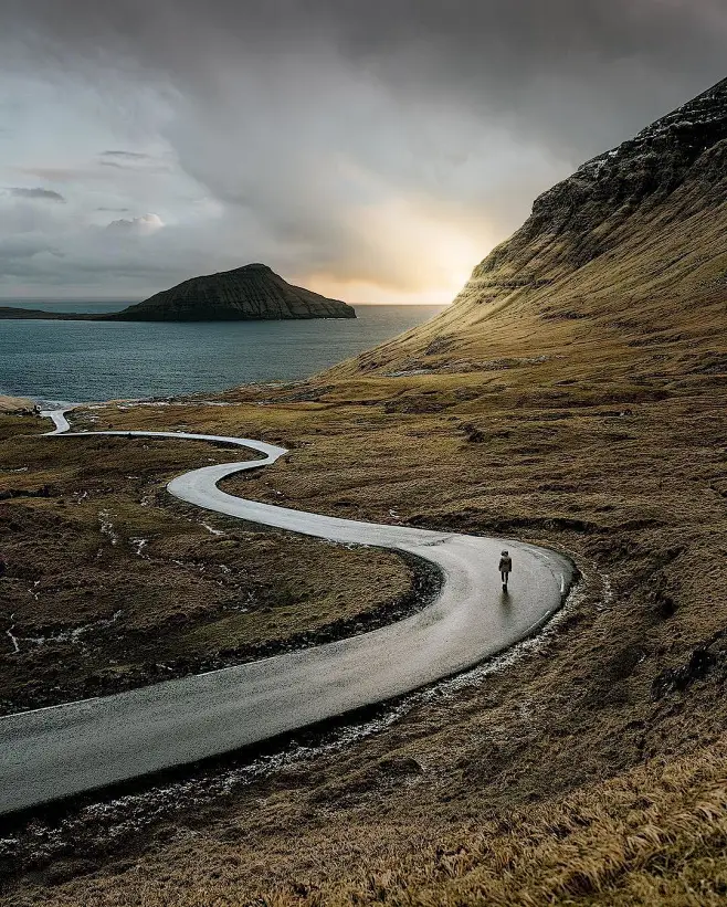 ʙʏ @matthewhahnel ᴄᴏɴɢʀᴀᴛᴜʟᴀᴛɪᴏɴs! #ects_matthewhahnel ⠀⠀⠀⠀ ᴄʜᴏsᴇɴ ʙʏ ...