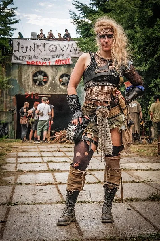Post-Apocalyptic Fashion | krushak-dagra: Junktown 2015 (photos by ...