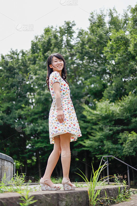 可爱的日本女孩