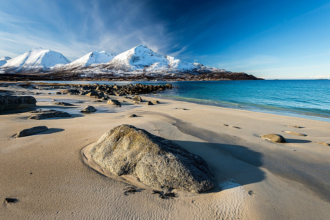 Norwegian beach(698D6)