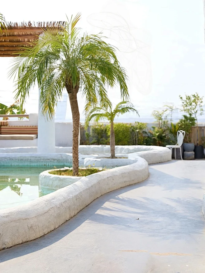 01BDACFA-E6C3-41db-BFCF-A20BC22544D5-花瓣网