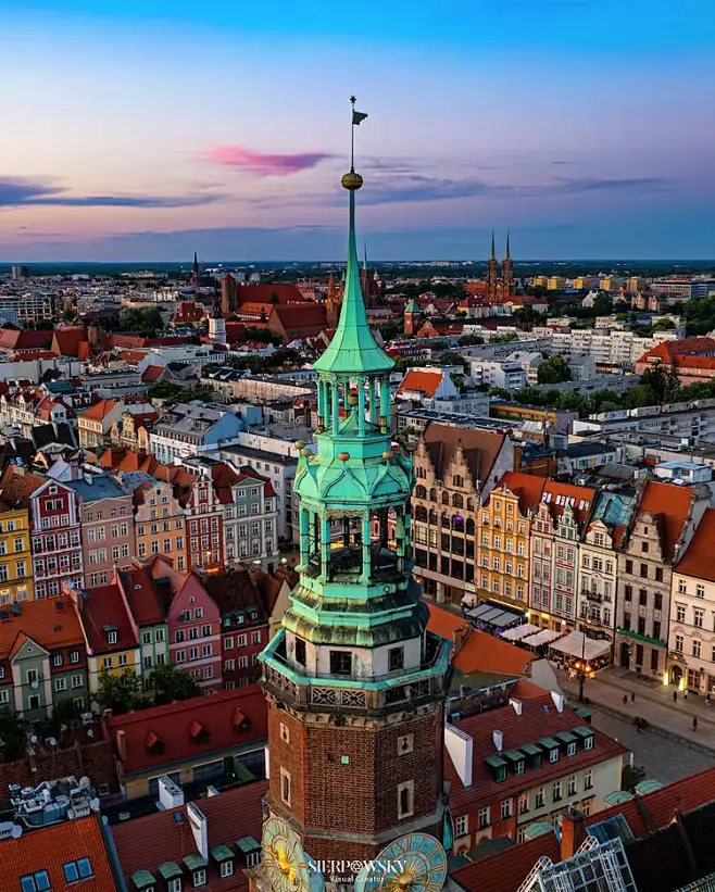 Photo by | in Wroclaw [Wroclove] with @wroclaw_official, @poland.explore, @pocztowka_z_polski ...