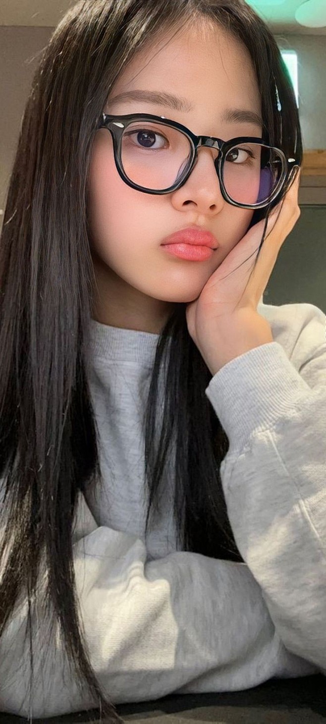 newjeans minji 壁纸