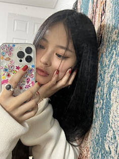 newjeans-花瓣网|陪你做生活的设计师 | ICON SELCA PHONING PHOTO LOG UPDATE KPOP GIRL ...