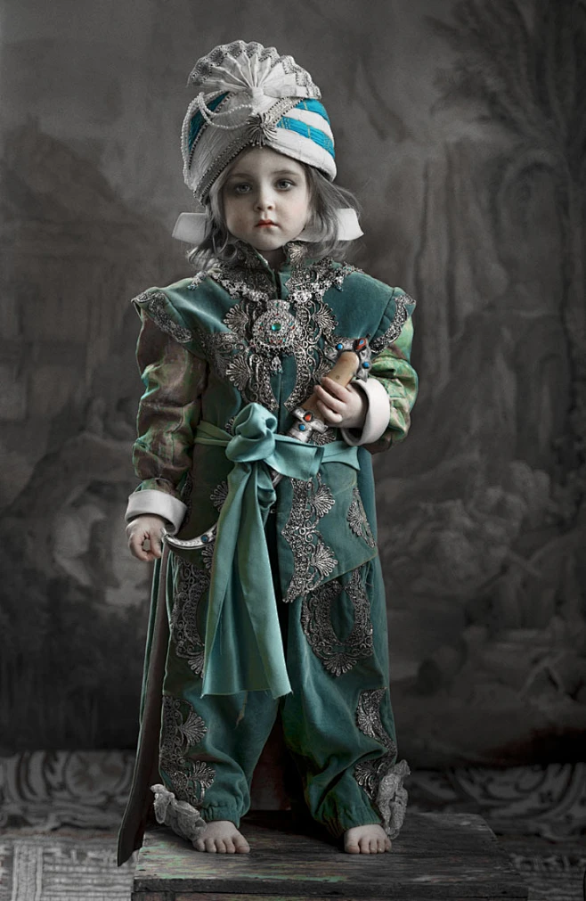 Consanguineous" by Signe Vilstrup For Tomorrow's Journal-花瓣网