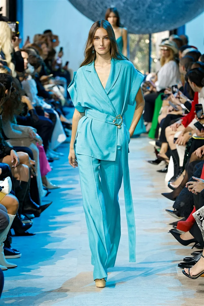 Elie Saab Fashion show, Runway, Ready To Wear, Spring Summer 2024 ...