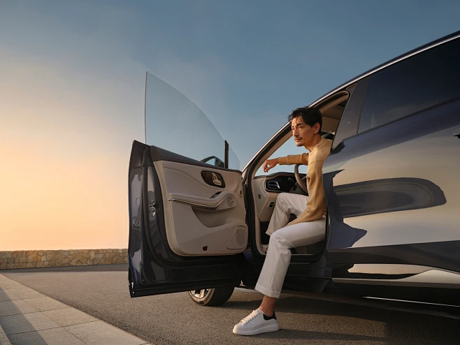 Behance 上的 RISING AUTO R7-花瓣网