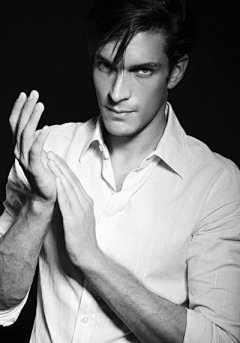 欧美男模女模超话 Model：Pablo Castle - 图片_姿势图片素材-花瓣网