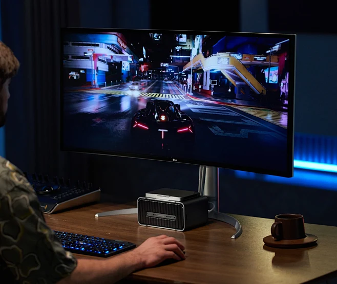 This innovative modular PC lets you set up workstations that adapt to ...