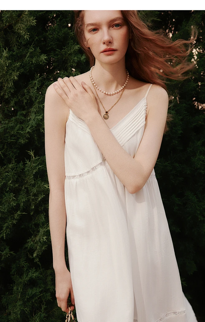 【ESTER HSU】ELLE法式拼接肌理感连衣裙女2025夏新款优雅a字裙-tmall.com天猫-花瓣网