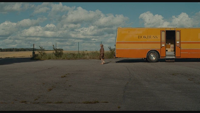 詹斯·阿苏尔《乌鸦》²⁰¹⁷-花瓣网