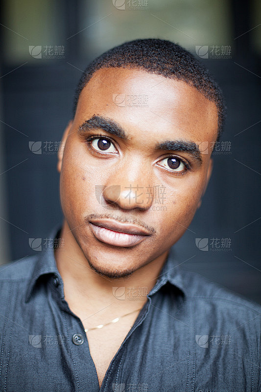 年轻男性的肖像