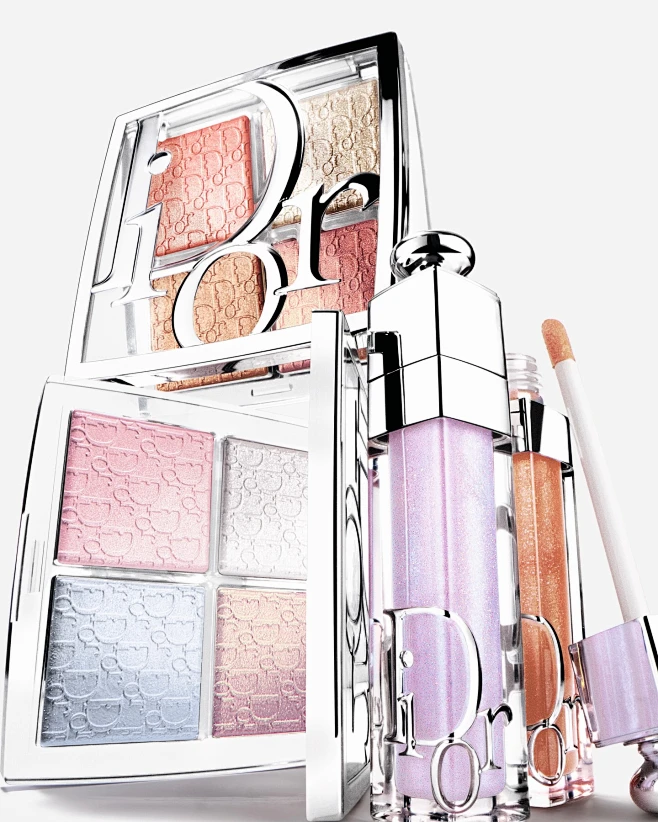 A playful new duo catches the spotlight. Maximize your glow and match ...