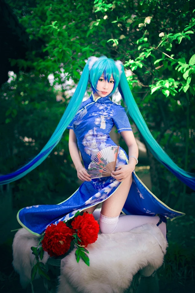 VOCALOID双马尾古风萝莉初音未来旗袍cos-花瓣网