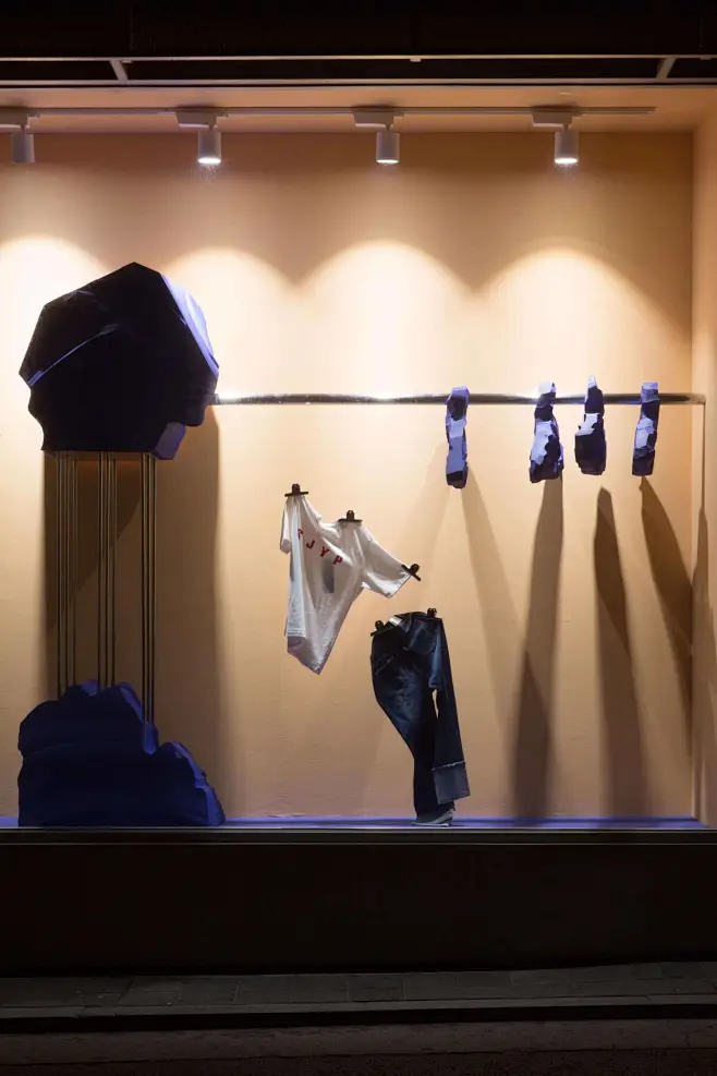 【新提醒】SJYP Blue Sculpture by Creative Studio Unravel_商业展厅_室内设计联盟 - Powered by Discuz!-花瓣网