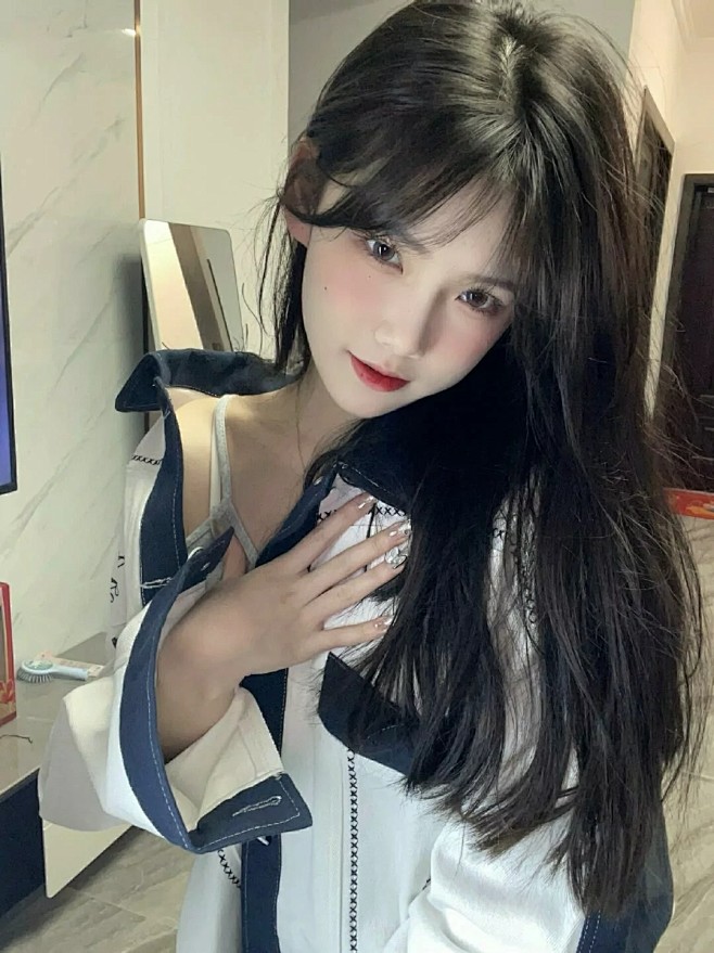 发光的少女1348_619 (683)